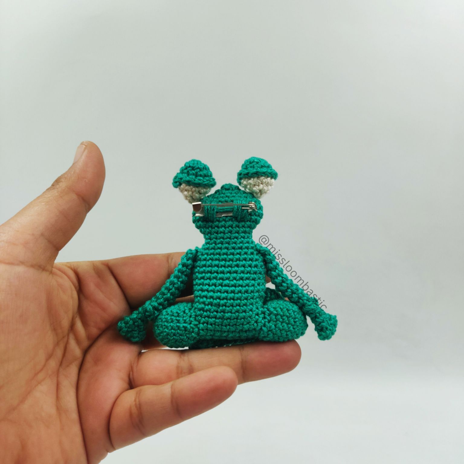 Zen Frog Brooch - Loombastic Studios